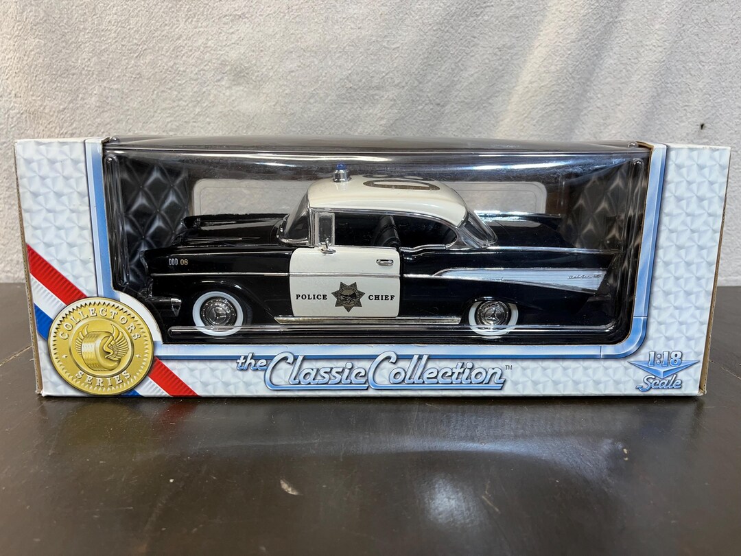 Classic Collection 1:18 Scale 1957 Chevrolet Bel Air Police Chief ...