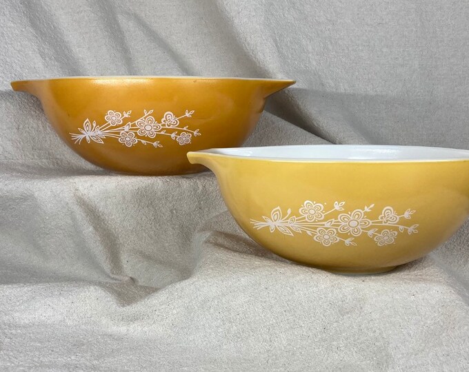 Vintage Pyrex Butterfly Gold (redesign) Cinderella Mixing Bowls ...