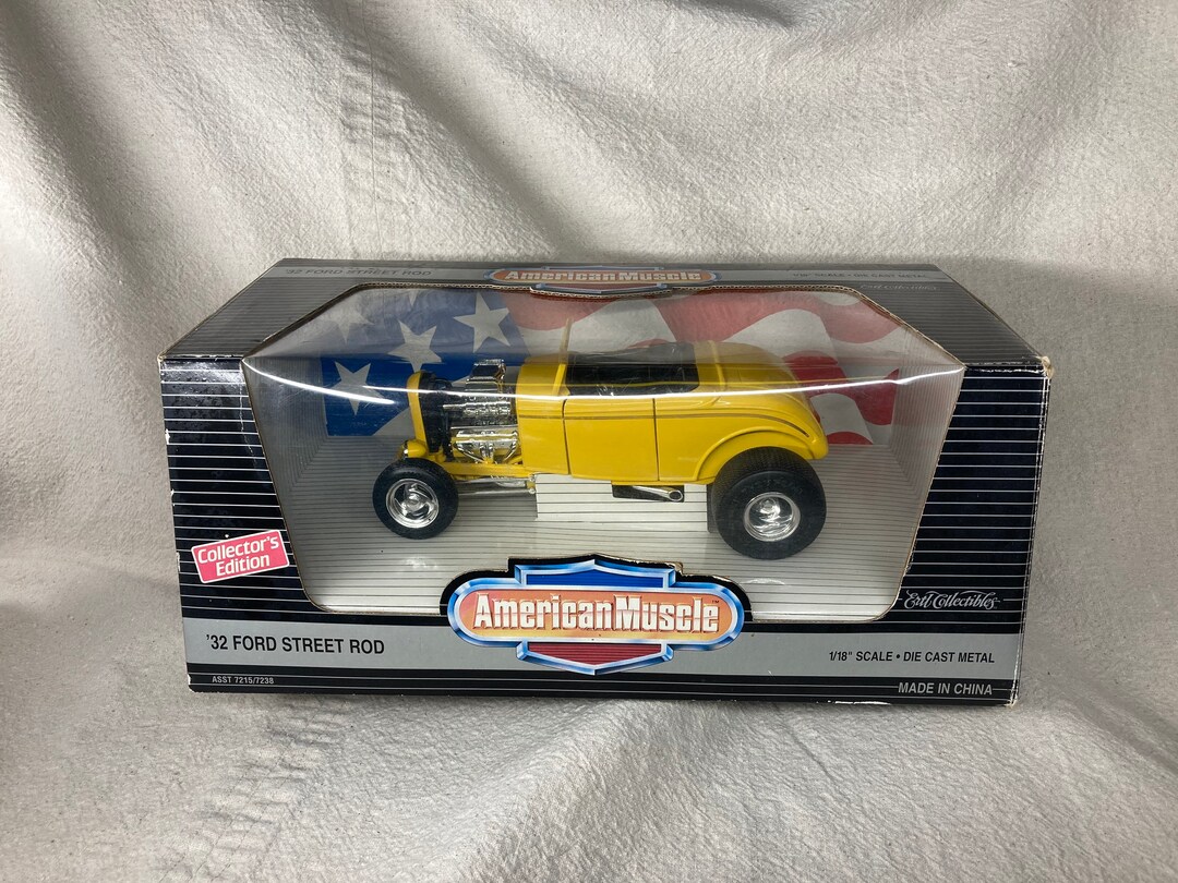 Ertl 1:18 Scale 1932 Ford Street Rod American Muscle Die-cast Model Car ...
