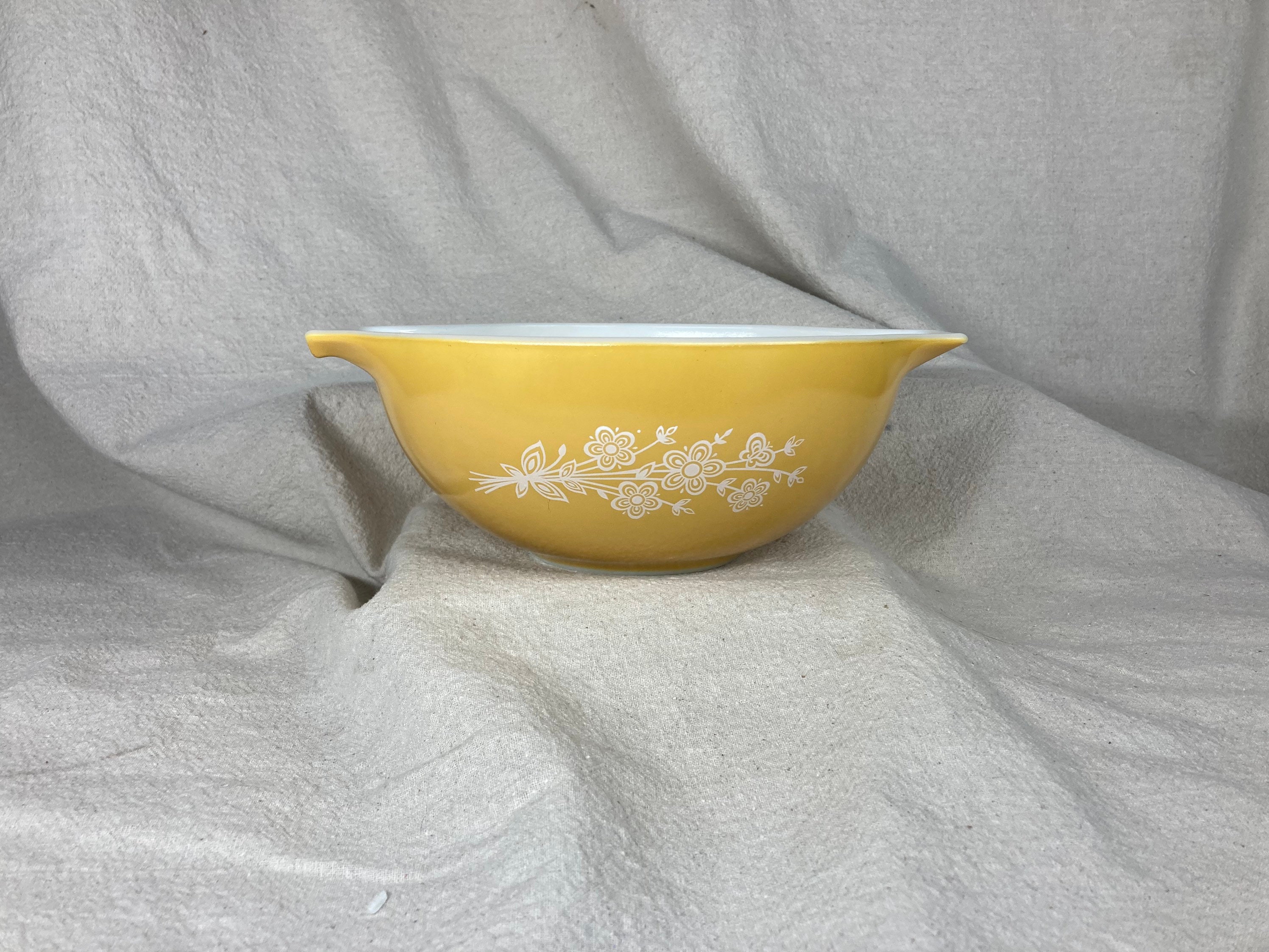 Vintage Pyrex Butterfly Gold redesign Cinderella Mixing | Etsy