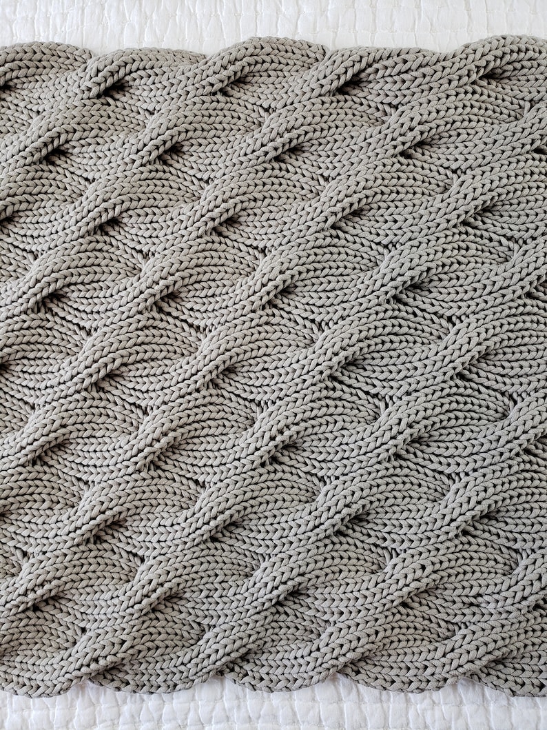 KNITTING PATTERN // the Wave Runner // Cabled Bed Runner // Knit Bed ...