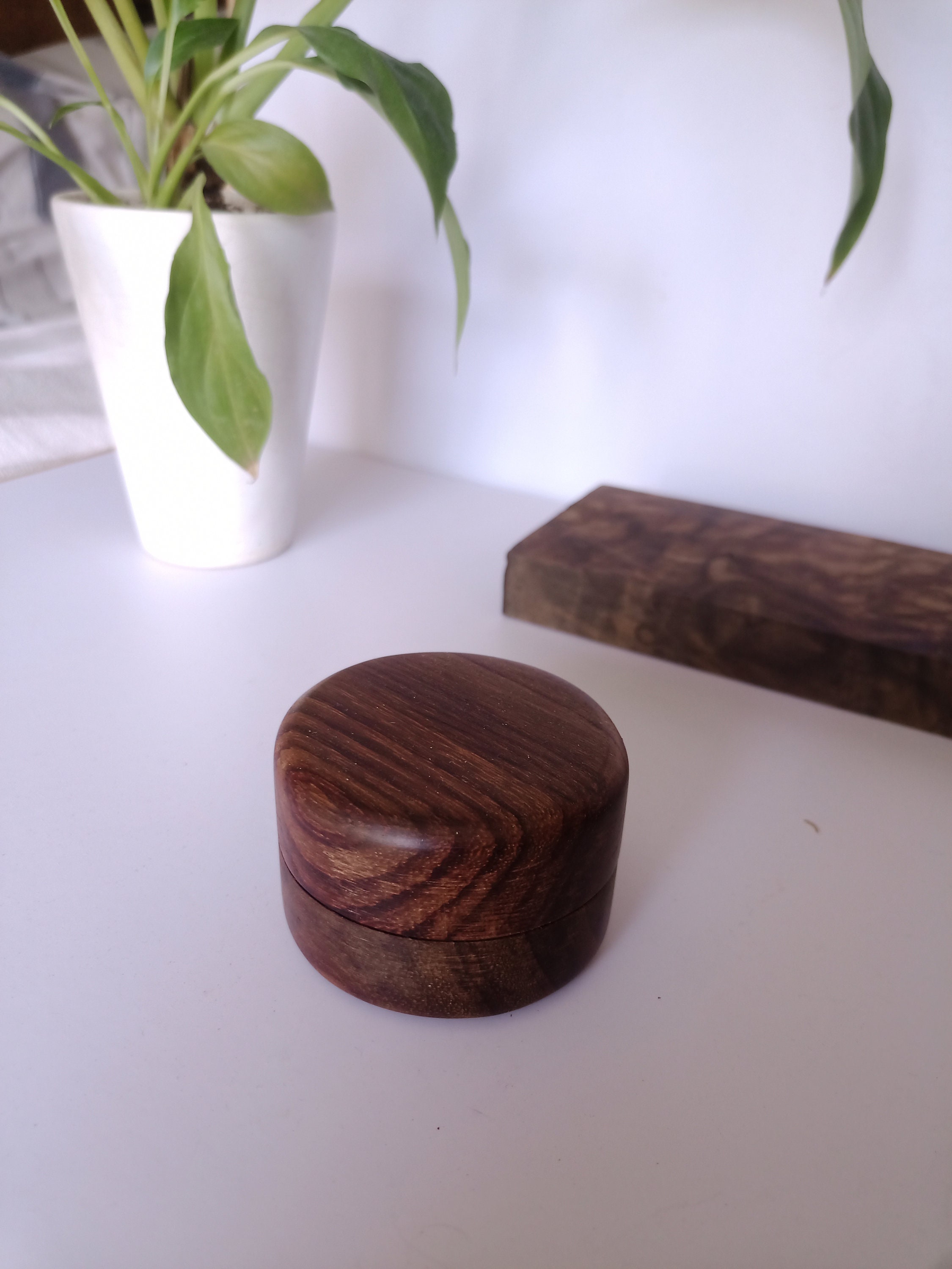 Bespoke Handmade Rosewood Wood Round Ring Trinket Display Presentation ...
