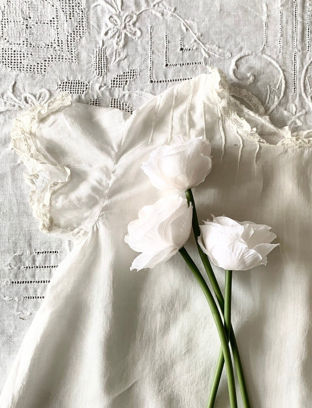 Antique Distressed White Cotton Short Sleeve Lace Scalloped Edge Baby ...