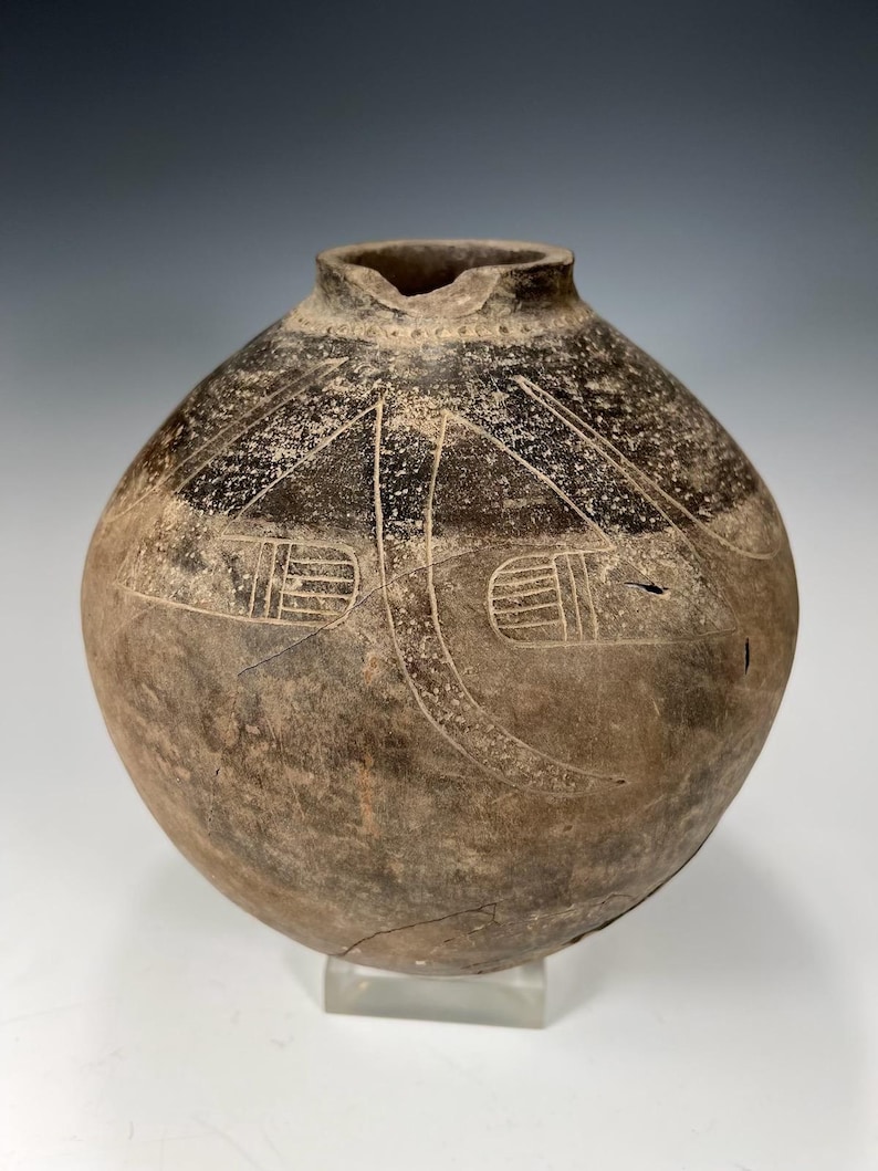 Pre Columbian Peru Paracas Incised Pottery Vessel Zoomorphic Decor Ca ...