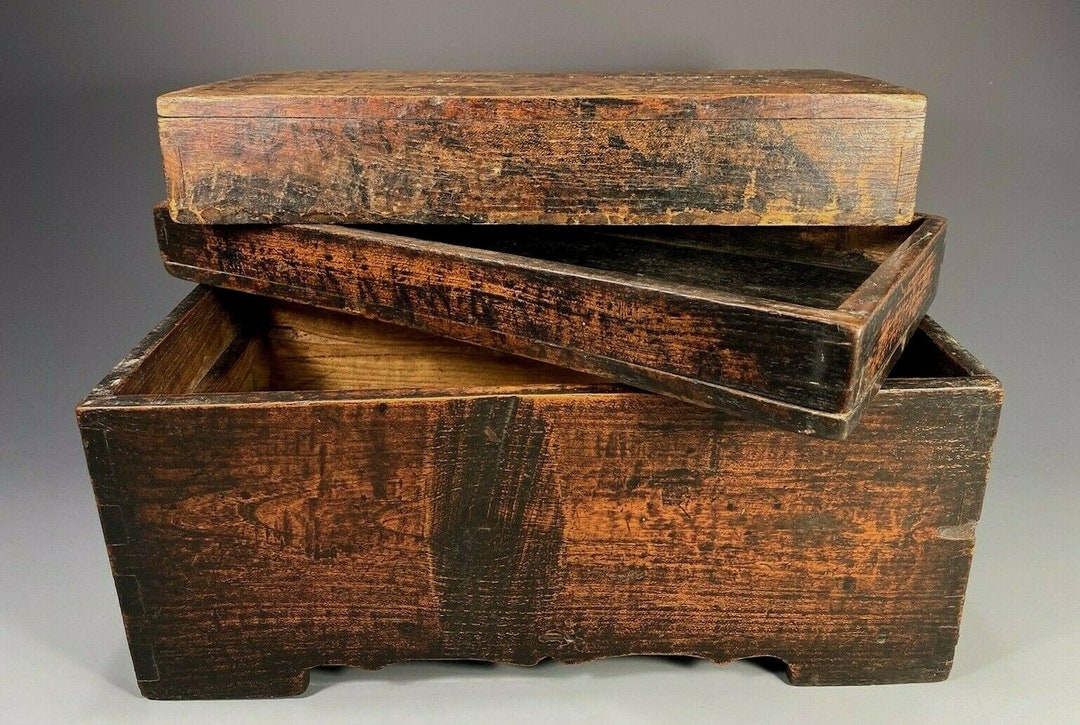 Japan Japanese Wood Box W/ Curved Apron Legs W/ Inscribed Tang Poem 18 ...