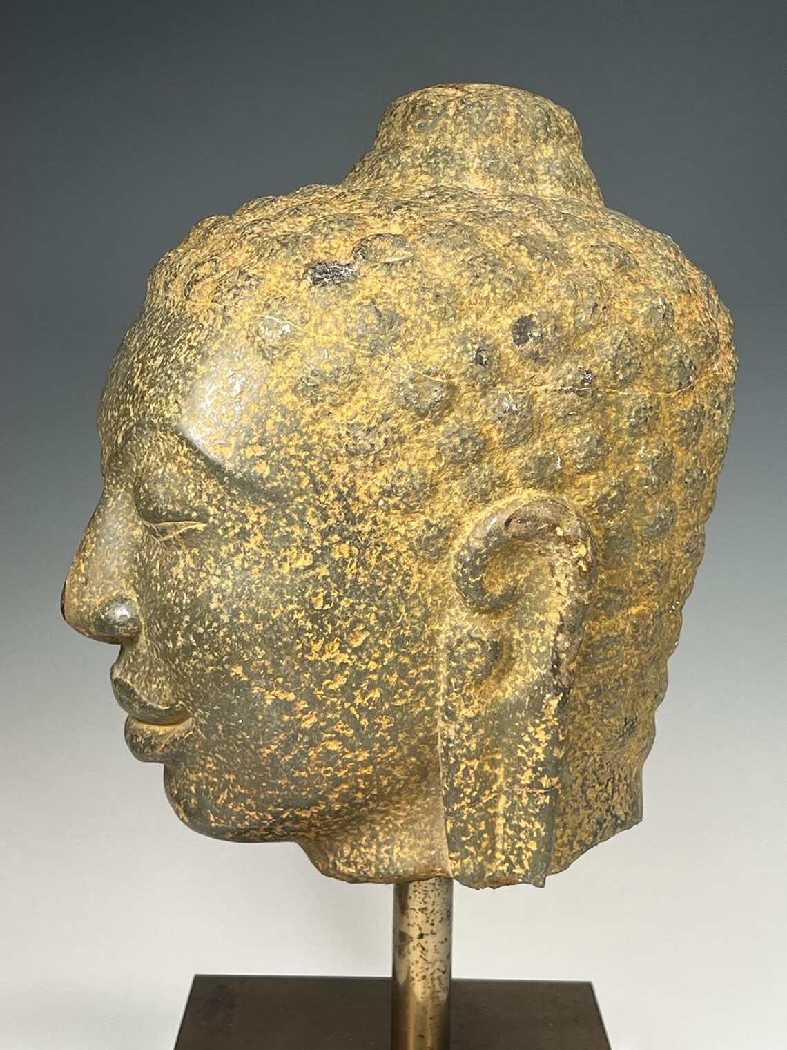 Fine Khmer Bayon Cambodia Carved Stone Head of Vishnu or Buddha Ca. 12 ...