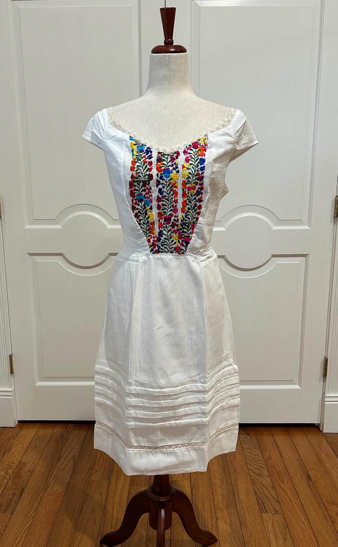 One of a Kind Mexican Embroidered Dress, Hand Embroidered With Silk ...