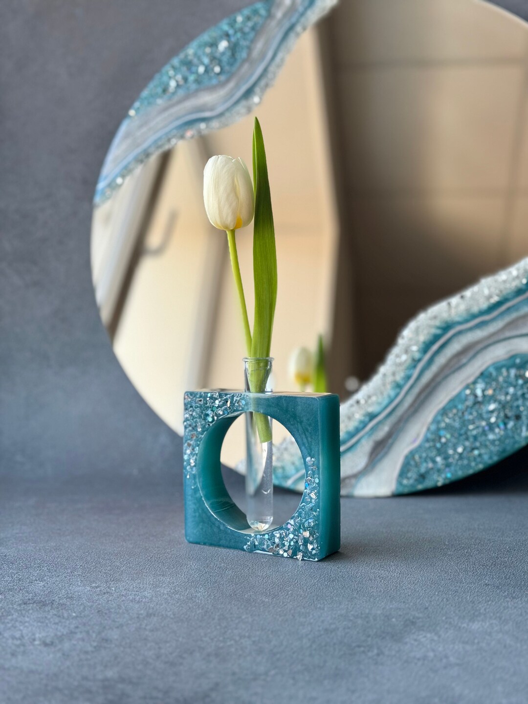 Epoxy Blue Vase, Miniature Flower Vase, Wedding Souvenir, Decorative ...
