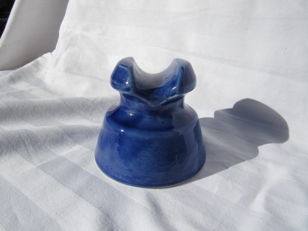 Cobalt Blue Insulator, Blue Porcelain Cable Top Insulator, Cobalt Blue ...