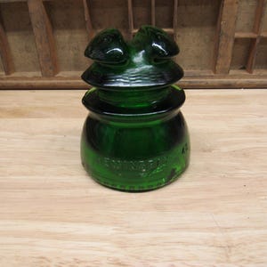 Green Glass Insulator, Beautiful 7-up Green Hemingray Insulator, Bright ...