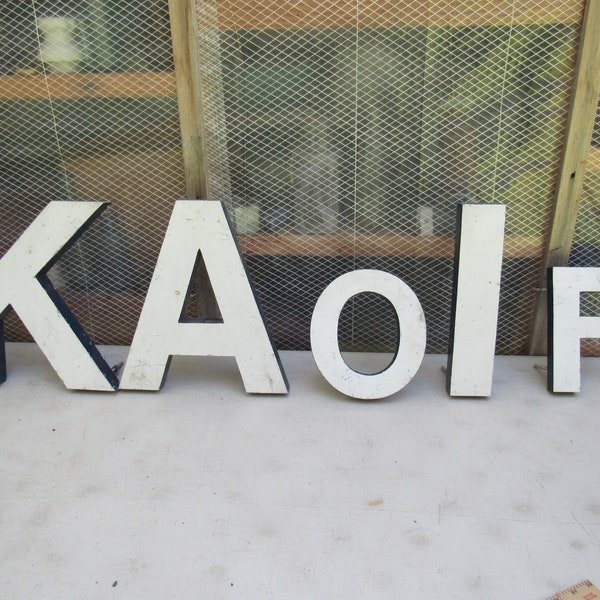 Vintage Sign Letter - Etsy
