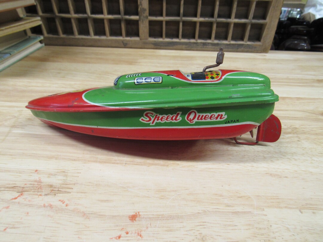 Tin Toy Boat, Speed Queen Litho Wind up Speed Boat, Made in Japan - Etsy