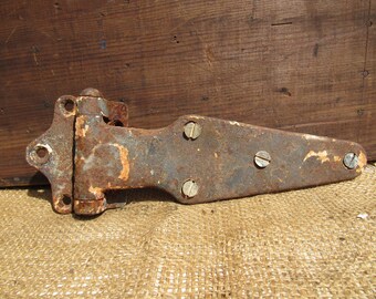 Rusty Hinge - Etsy
