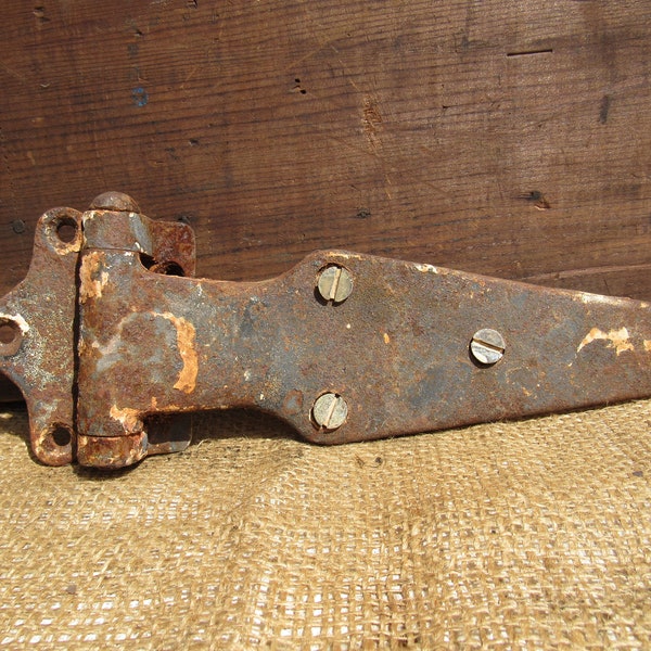 Rusty Hinge - Etsy