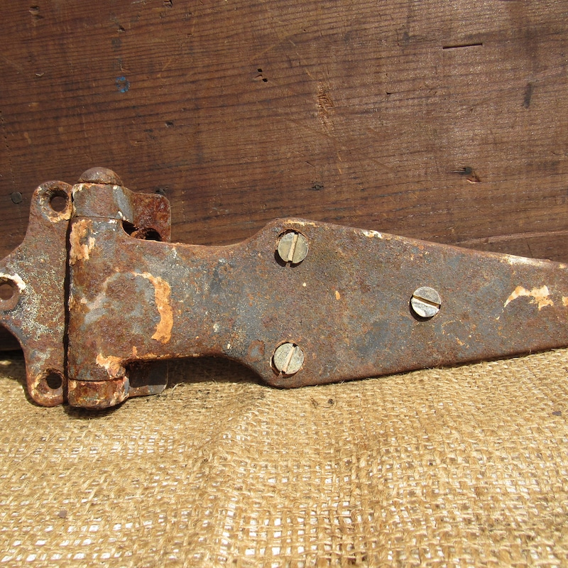 Rusty Hinge - Etsy