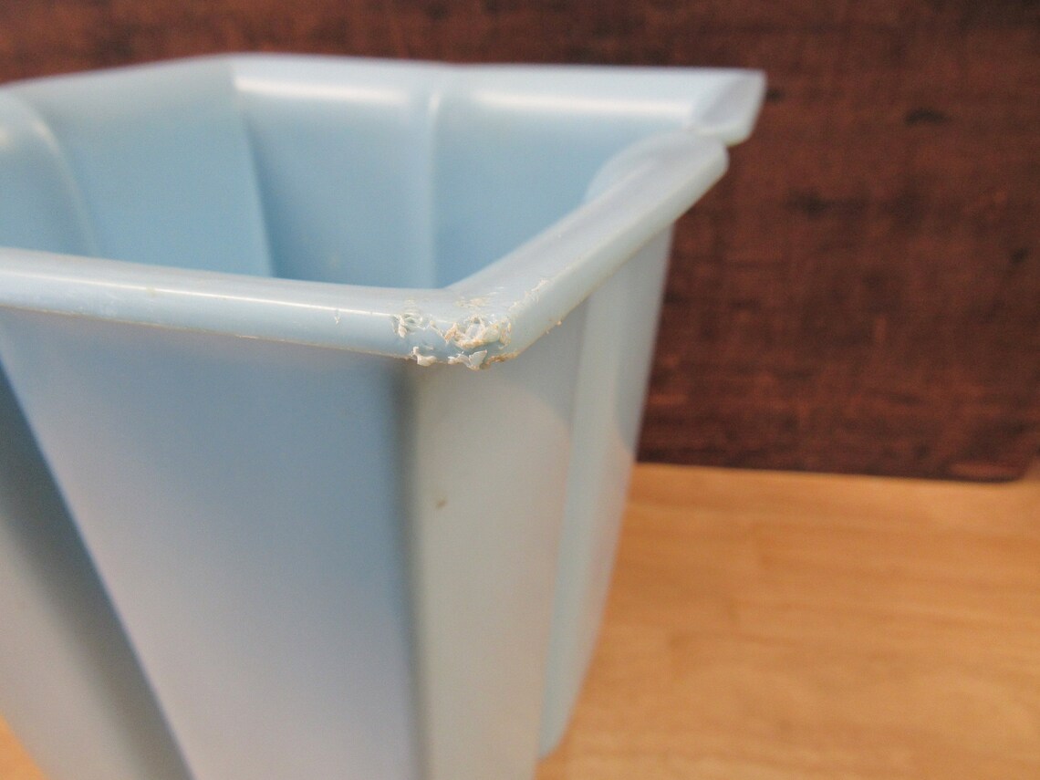 Rubbermaid Waste Basket Blue Decorative Plastic Waste Basket - Etsy
