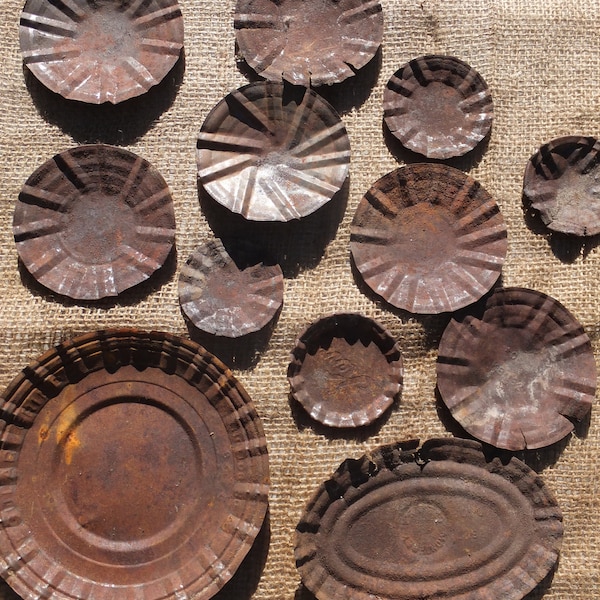 Rusty Lids - Etsy