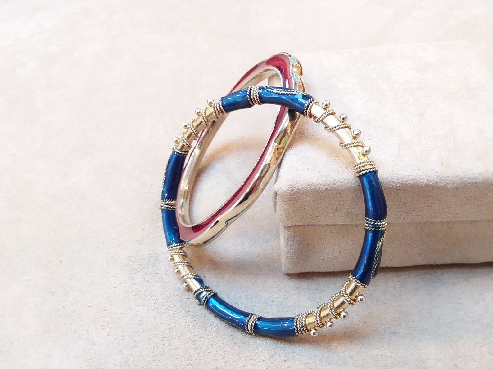 Beautiful Bangles Set of Two Vintage Enameled Bracelets - Etsy