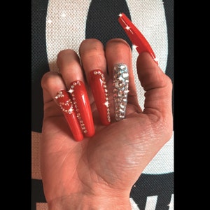 Original Allyson Creation/swarovski Crystals/dramatic Classic Red Press ...