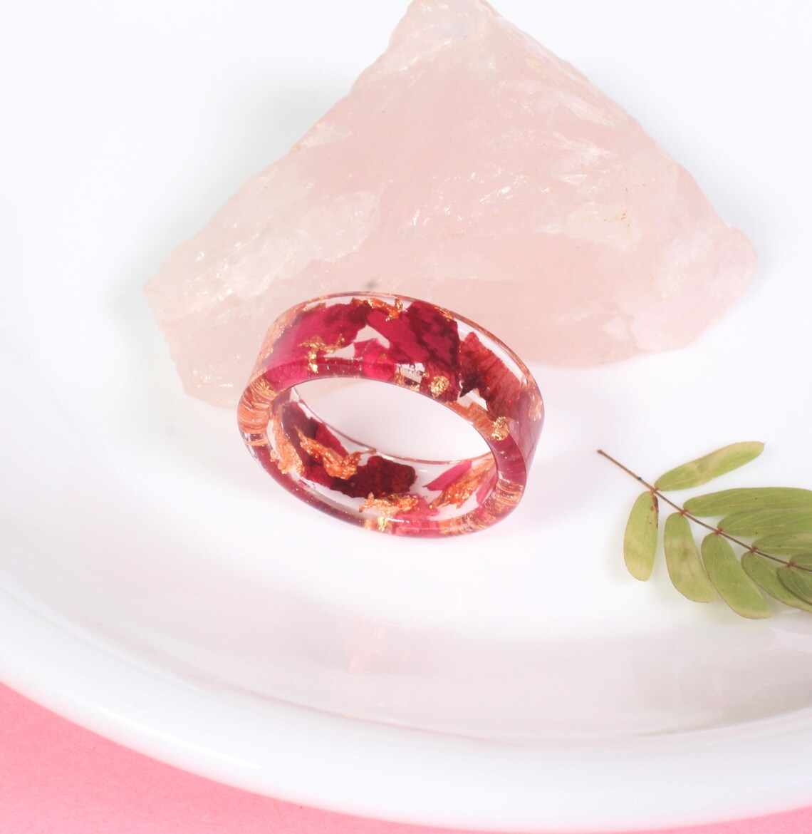Real Pressed Flower Ring Rose Petal and Copper Rose Gold Leaf - Etsy