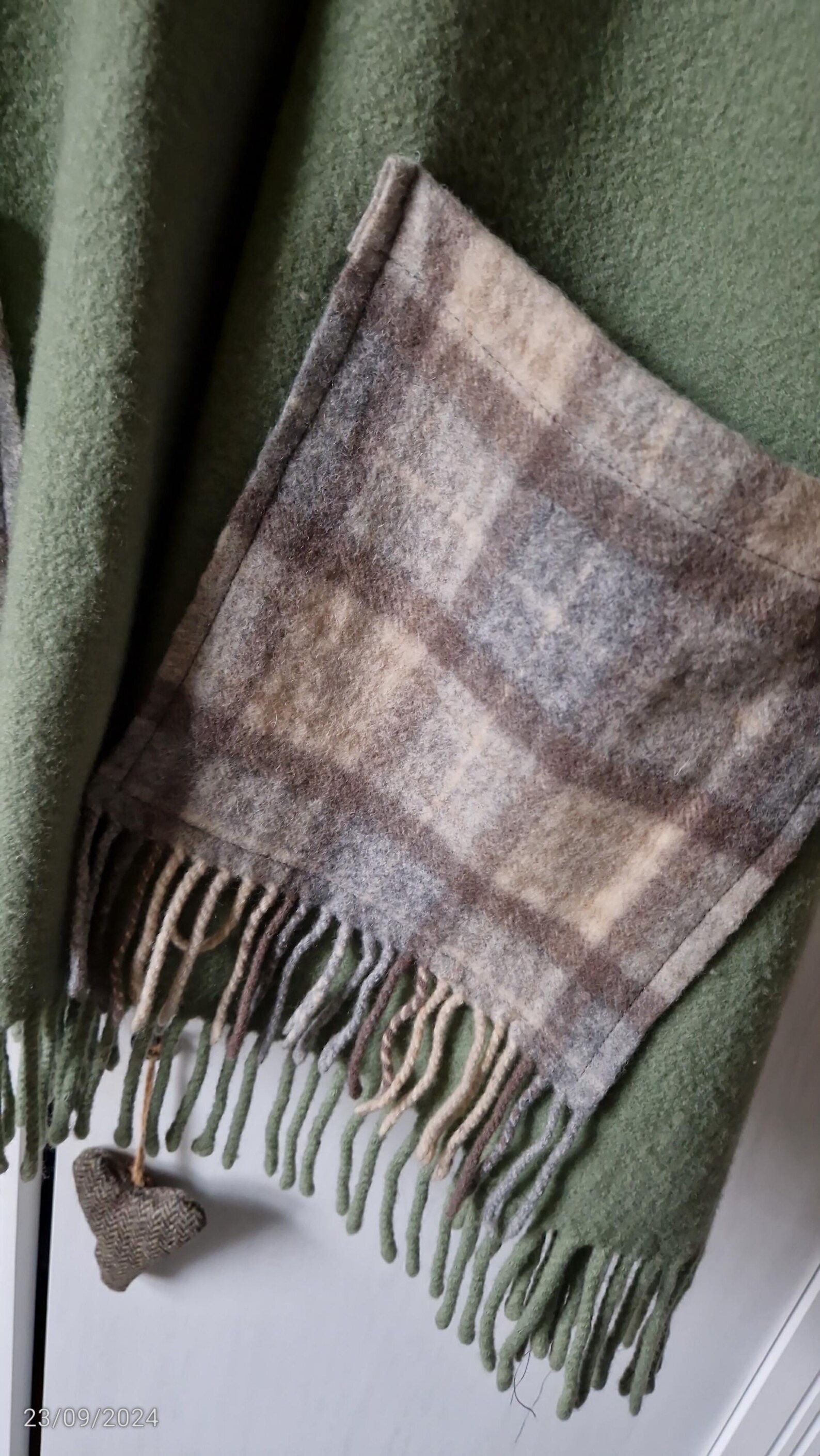 Upstyled Designer Poncho Size M 100% British / Portuguese Wool - Etsy