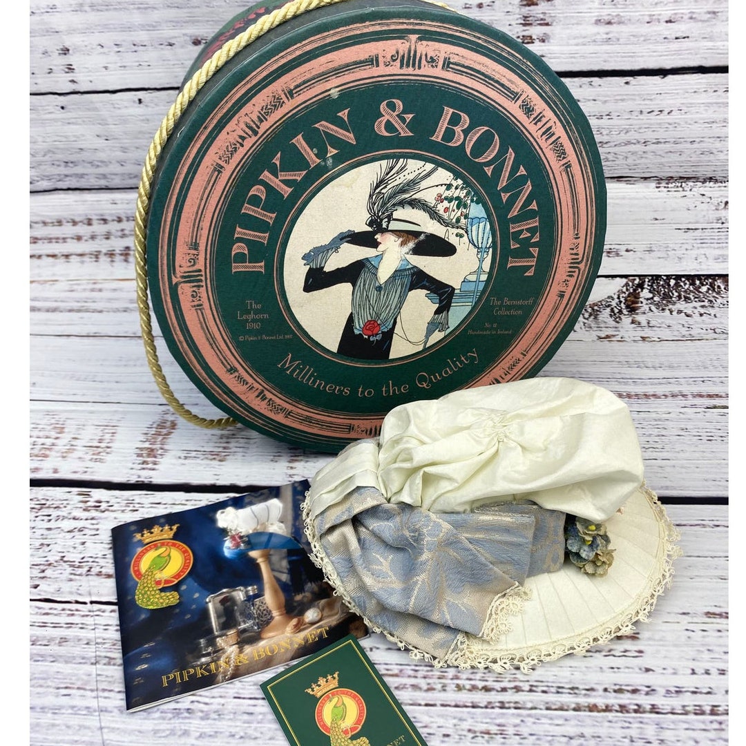 Vintage 1990's Irish Based Pipkin & Bonnet Miniature Display Collector ...