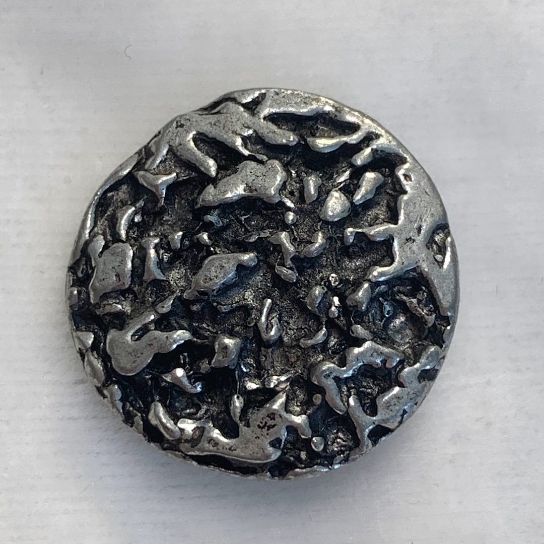 5 Fantastic Vintage Sculptural Pewter Shank Buttons - Etsy