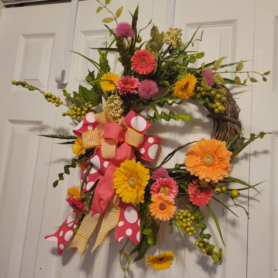 Gerbera Daisy, Multi Seasonal Front Door Wreath for Outdoors, Brightly ...
