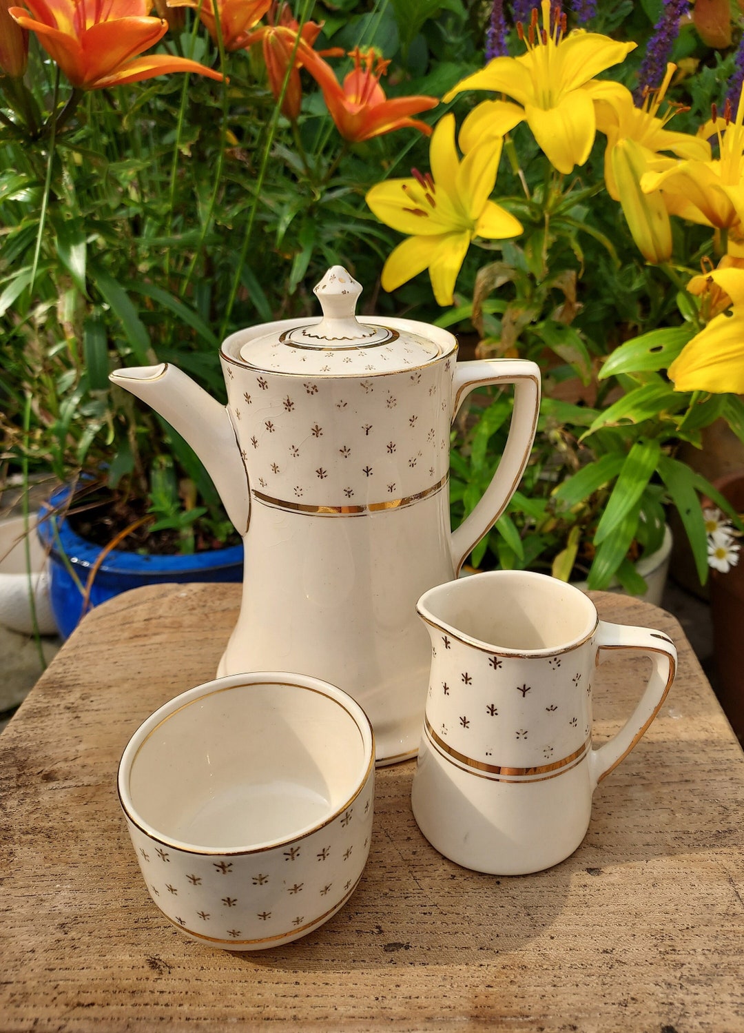 Vintage Maddock & Sons Coffee Trio Set. Pretty Gilded Pattern. Perfect ...