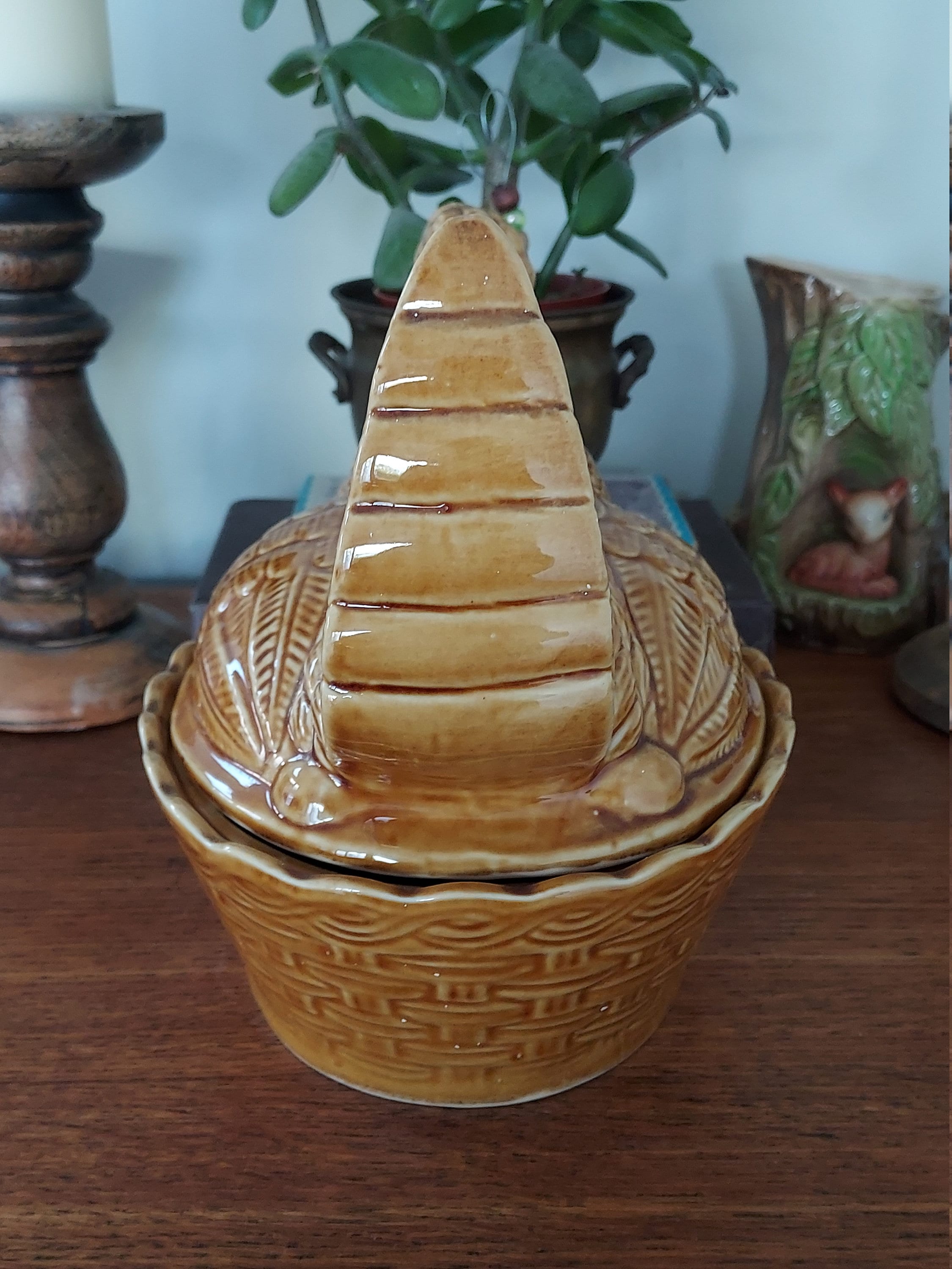 Vintage Walchester Pottery Hen on Nest Egg Holder. Golden | Etsy