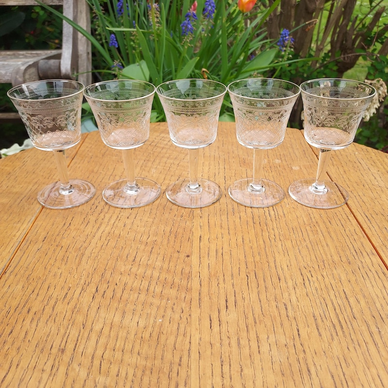 Personalized Mall Gifts - 60+ Gift Ideas for 2025