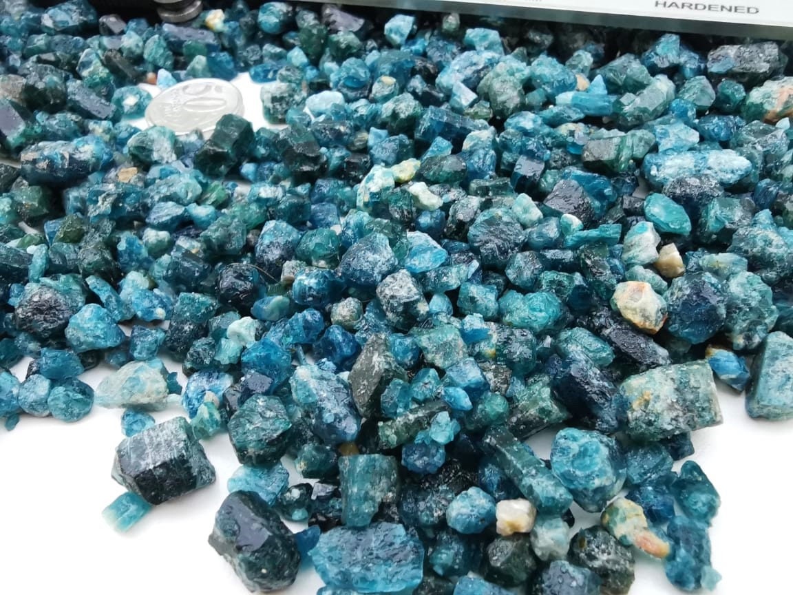 1000 gramas natural brazilian Blue Apatite Raw Rough Gemstone | Etsy