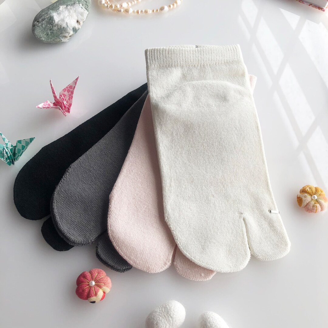 Mulberry Silk Maiko Tabi Short Socks for Woman: Made in JAPAN /spun ...
