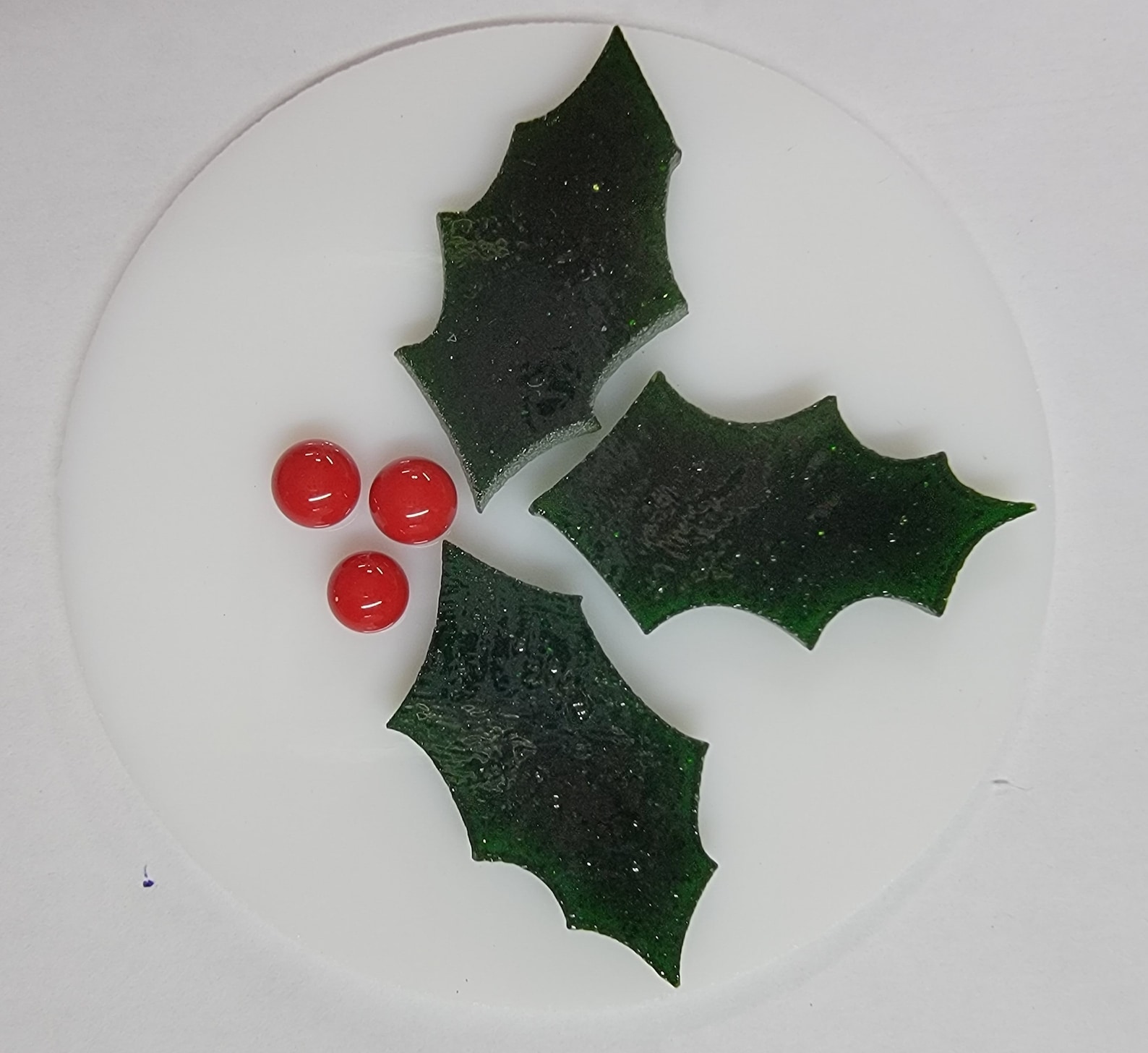 96 COE Holly Leaf Cluster With Berries Glass Precut Fusing - Etsy