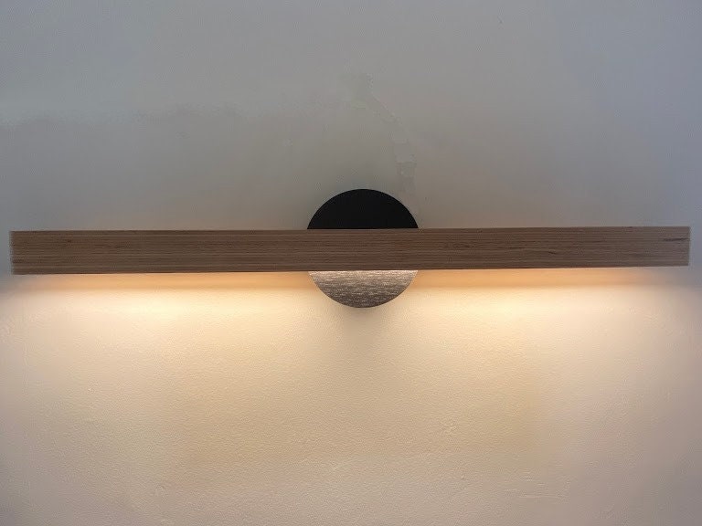 Horizontal Wall Light in Natural Wood and Minimalist Black Decoration ...