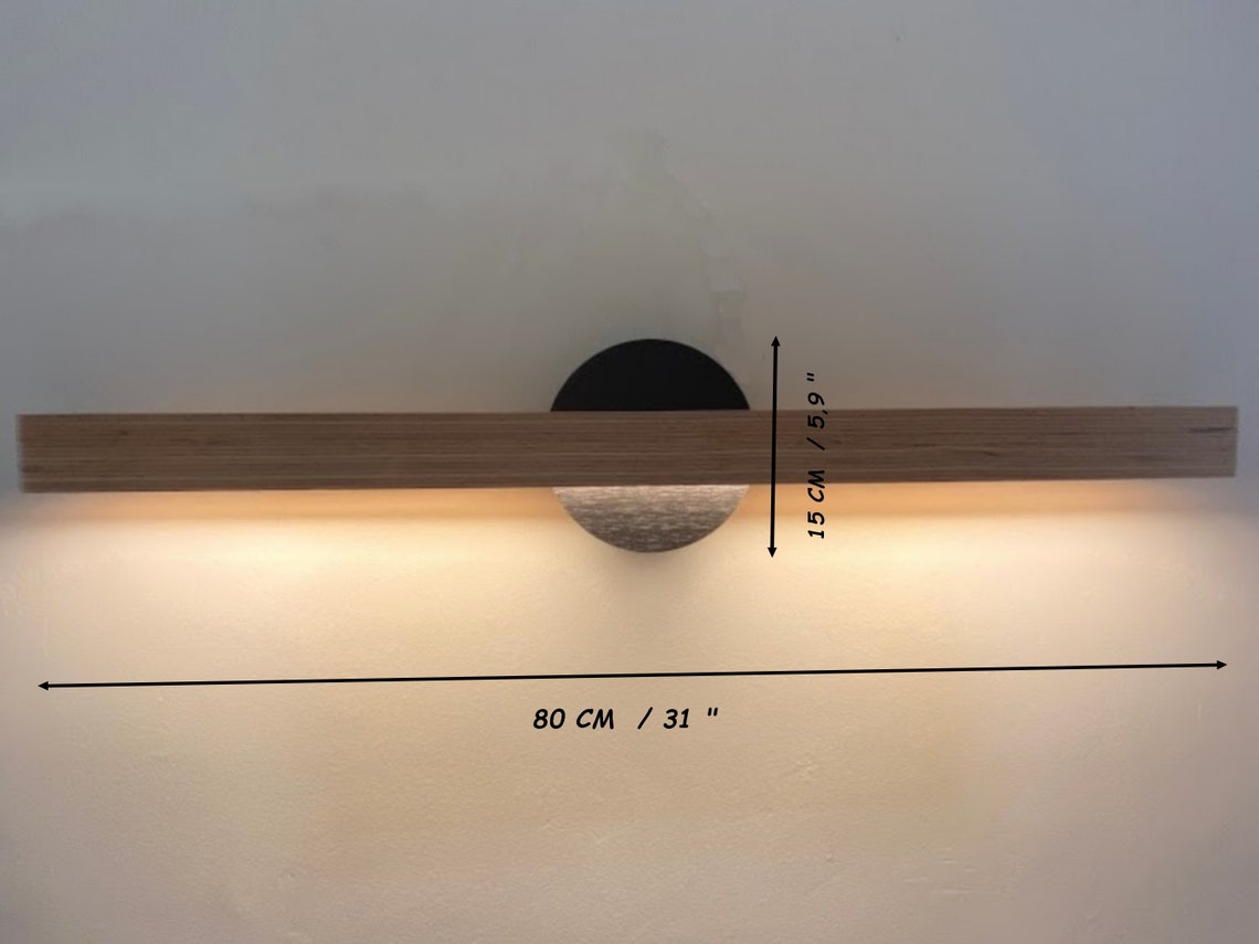 Horizontal Wall Light in Natural Wood and Minimalist Black - Etsy