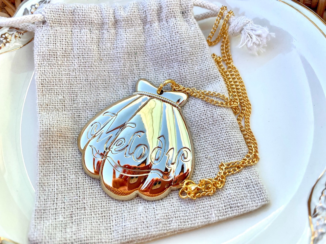 Melody Locket Necklace - Etsy