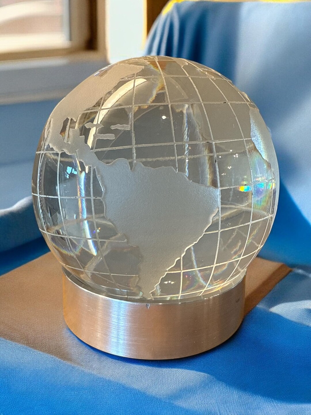 Beautiful Large Heavy Crystal Frosted World Globe of Earth Paperweight ...