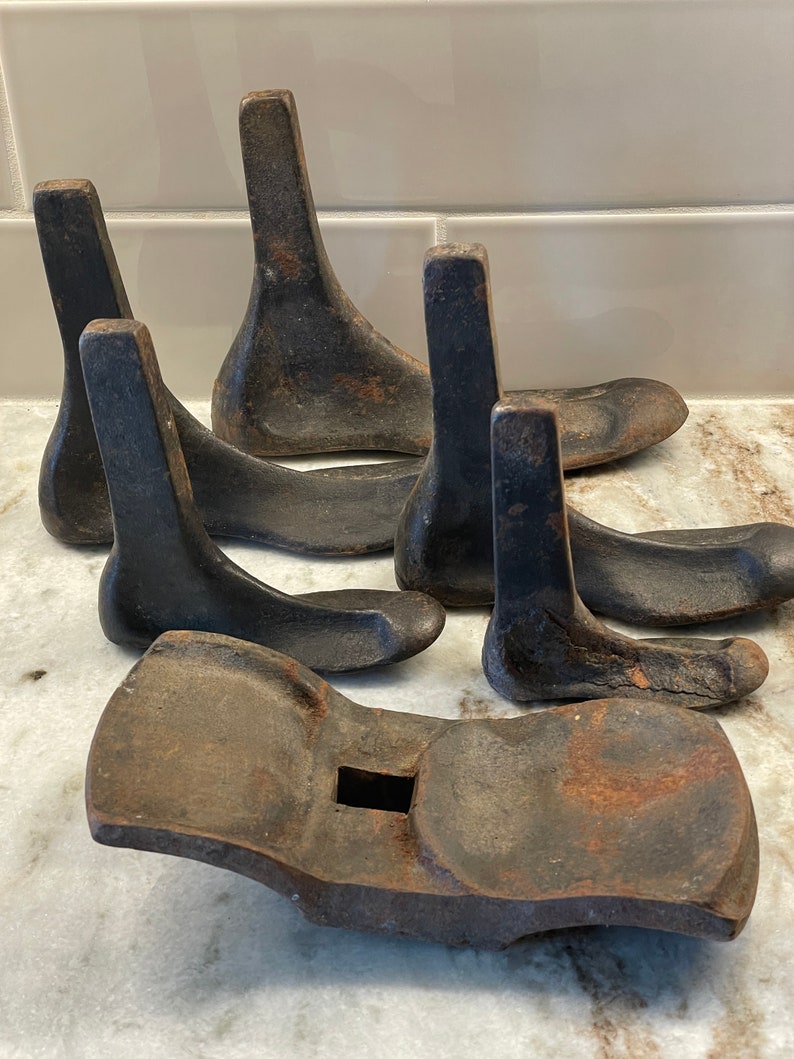 Vintage Cast Iron Cobbler Shoe Anvil With 5 Shoe Forms - Etsy