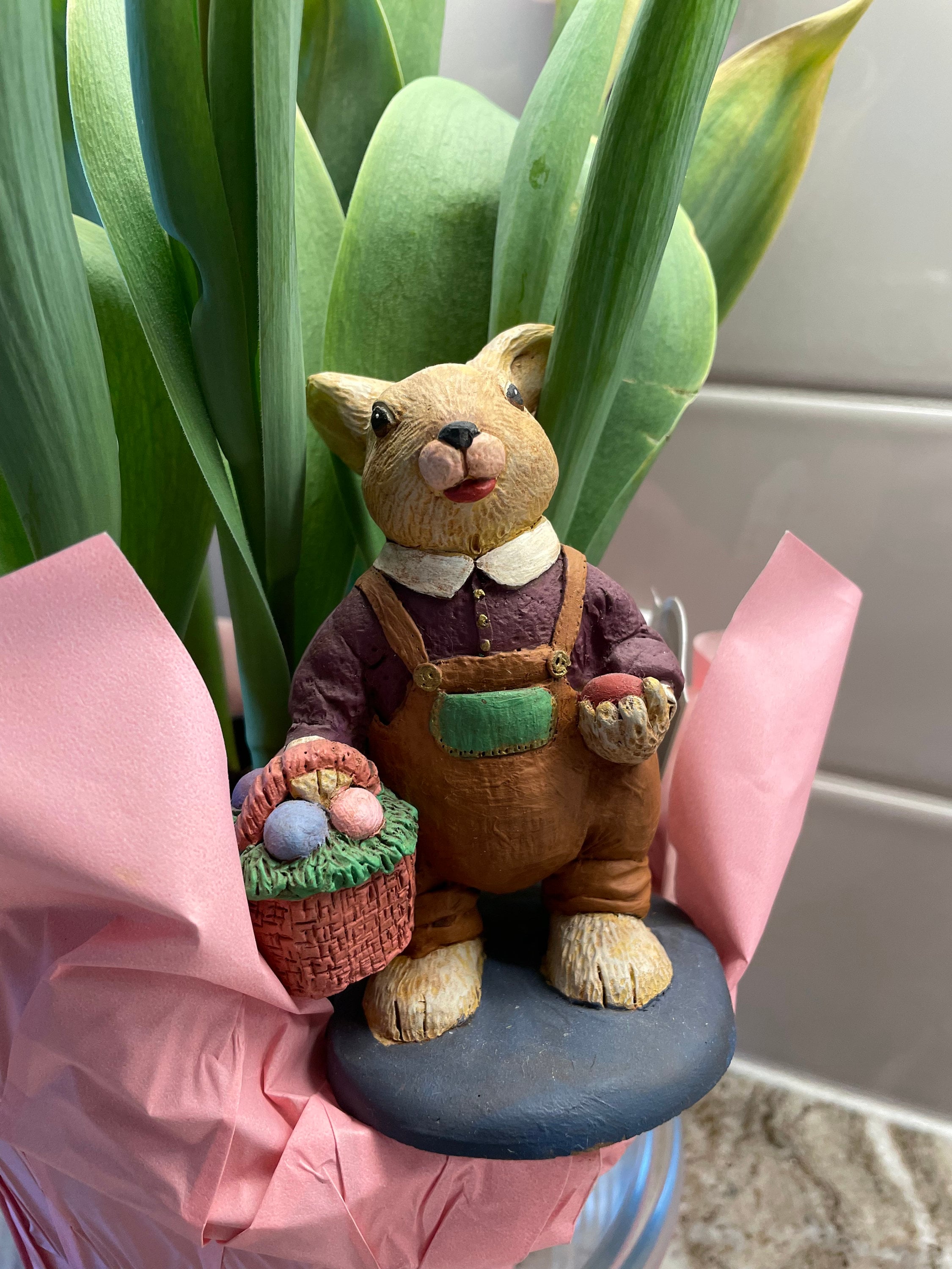 Adorable Pair of Peter and Mrs Rabbit Figurines - Etsy