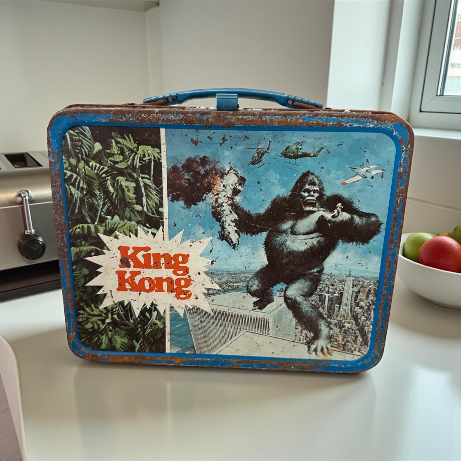 Vintage King Kong Metal Lunch Box • 1970s Aladdin Lunchbox • Monster ...