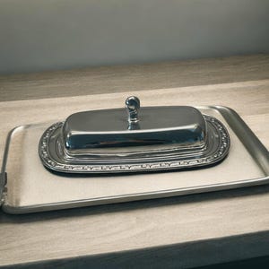 Vintage Oneida Silversmiths Butter Dish With Glass Liner, 8 Inches - Etsy