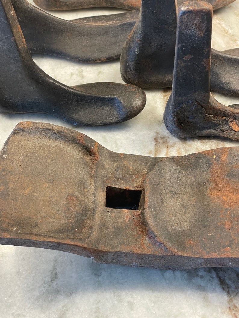 Vintage Cast Iron Cobbler Shoe Anvil With 5 Shoe Forms - Etsy