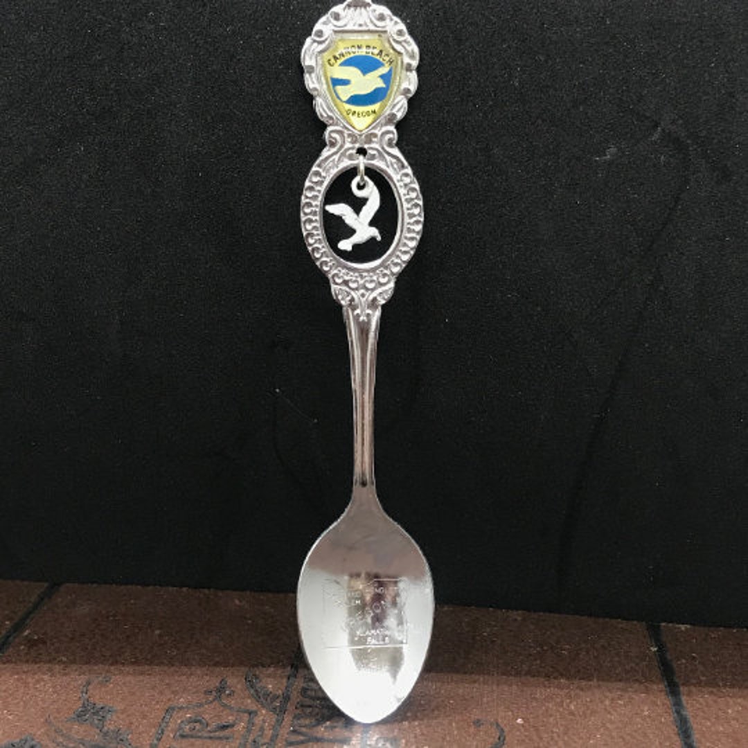 Vintage Union Japan Silver Cannon Beach Oregon SOUVENIR SPOON 4 1/2 ...