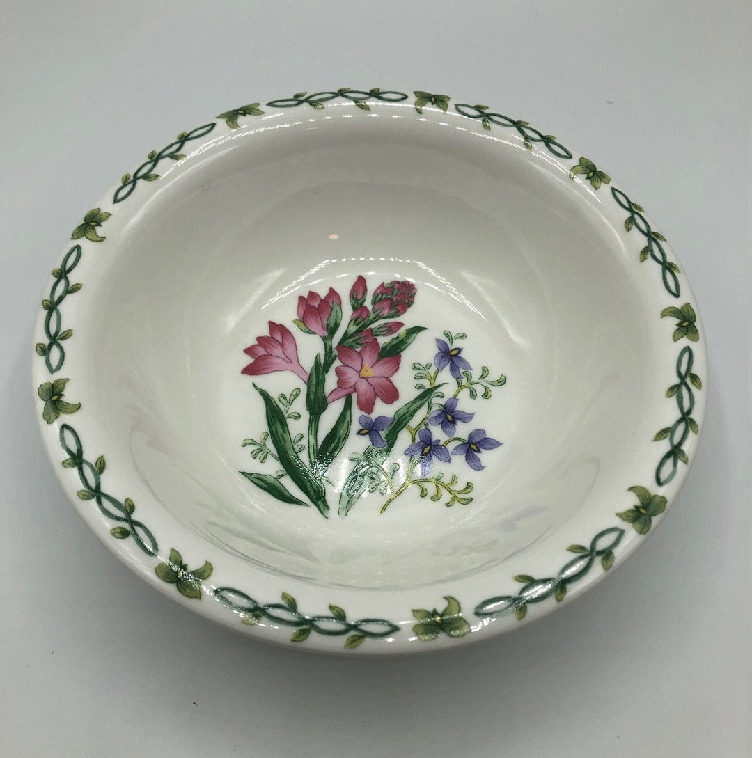 Thomson Pottery China 7 Bowl in floral Garden Pattern With Bouquet of ...