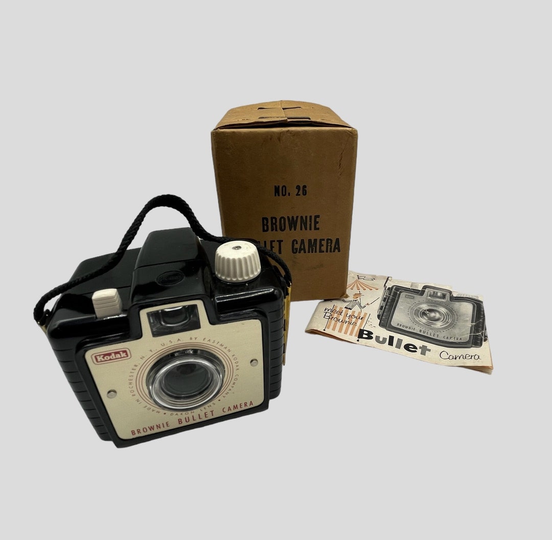 Vintage Mid-century Kodak Brownie Bullet Camera No. 26 With ...
