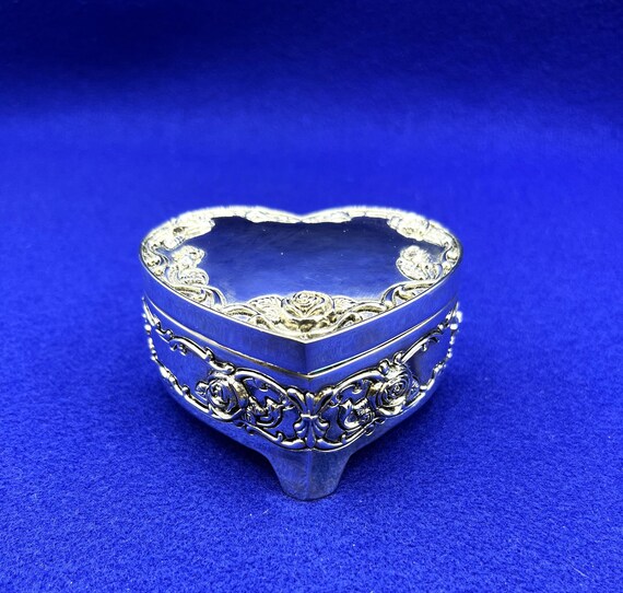 Silver Plated Hinged Jewelry Box with Red Velvet Lini… - Gem