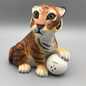 Tiger Woods Porcelain Sculpture by Boehm Fine Art & Tiger Woods' Plate ...