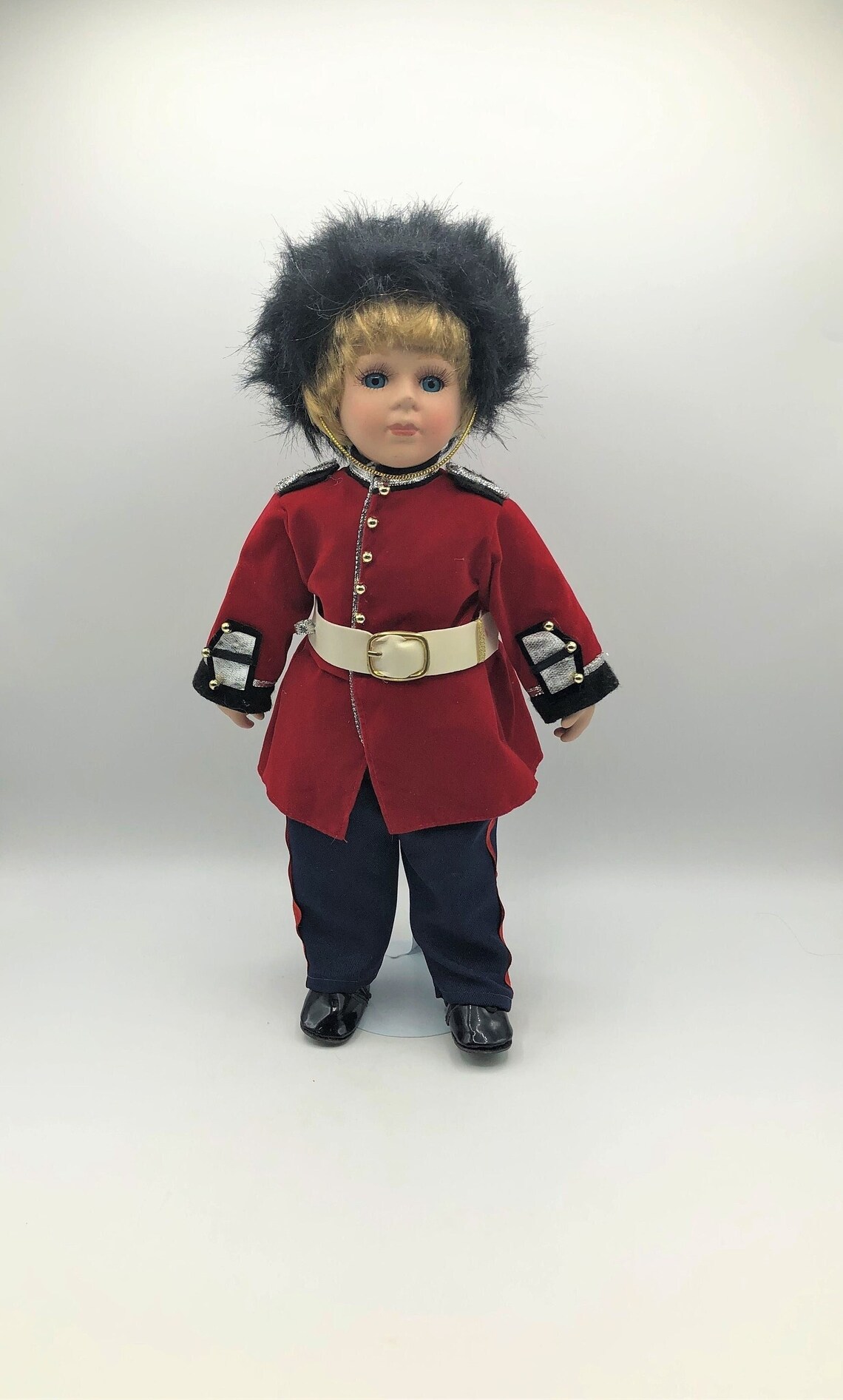 Leonardo Collector's Queen's Guard Porcelain Doll in - Etsy