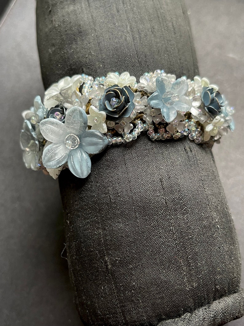 Colleen Toland Vintage Dove Grey Beaded Floral Bracelet Early 2000s - Etsy